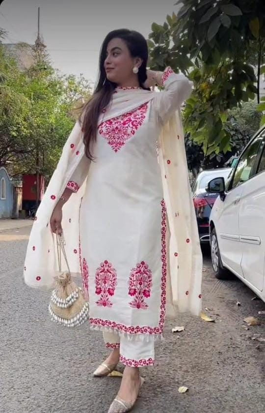 Style Jaipur - Buy Ethnic & Traditional Women Clothing